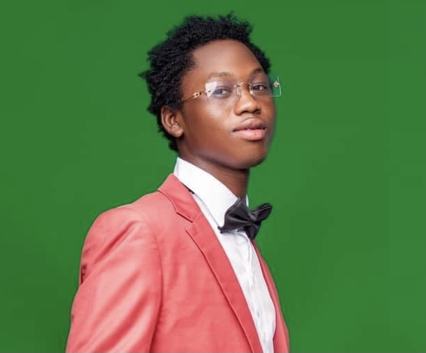 Fad Lan receives a honorary award as young achiever in Music - Hype ...